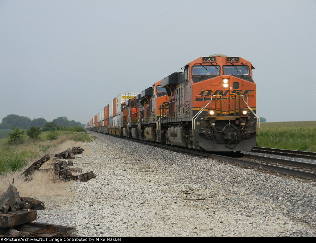 BNSF 7504